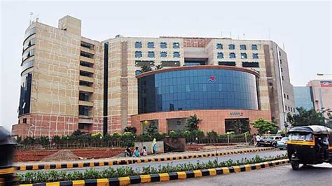 Mmrda Owes Bmc Rs 276 Crores Towards Cleanliness Charges For Bkc