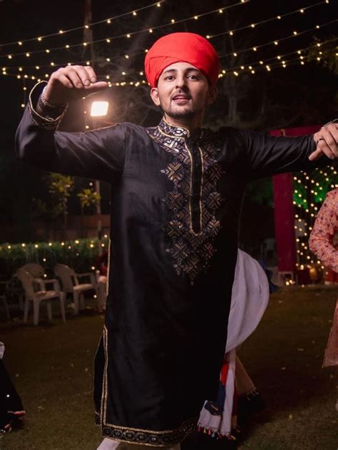 સિંગરનો ફેવરિટ તહેવાર છે નવરાત્રી ઢોલિવુડ અને બોલિવુડમાં આપ્યા છે હિટ ગીત Tv9 Gujarati