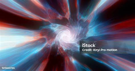 여러 가지 빛깔의 하이퍼터널 회전 속도 공간 터널은 뒤틀린 소용돌이 치는 에너지 마법의 빛나는 빛 선으로 추상적인 배경을 만든다 3차원 형태에 대한 스톡 사진 및 기타