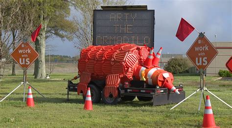Tdot Urges Motorists To Drive Like You Work Here Wbbj Tv