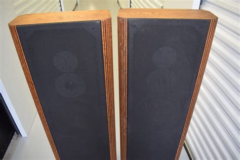Infinity Speakers Model RS IIIb Vintage Audio Exchange