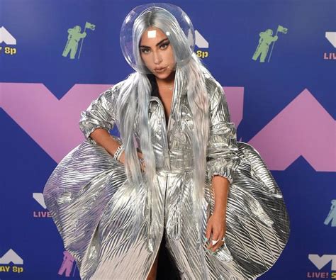 Mtv Vmas 2020 From Fishbowl To Horns Lady Gagas Pandemic Inspired