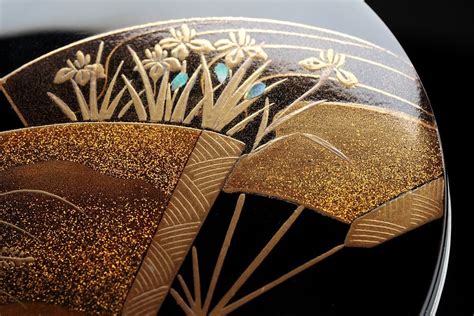 EP090 中林星山 作 黒漆塗 扇面草花蒔絵錫縁香合扇面蒔絵香合 径8cm 重40g 共箱附蒔絵香盒 中古 のヤフオク落札情報