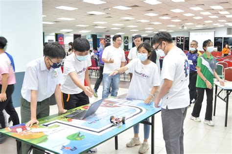 Hello Ladybug Roboforce