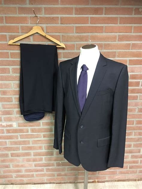 Hugo Boss - Kostüm - Catawiki