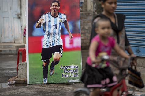 Lionel Messi Compie 30 Anni Tutti I Record Del Fenomeno Del Calcio