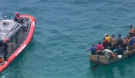 Eeuu Repatría A Casi 30 Balseros Cubanos Detenidos Cerca De Florida