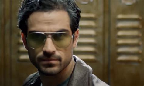 Alfonso Herrera películas y series del actor que puedes ver en streaming Ozark Netflix