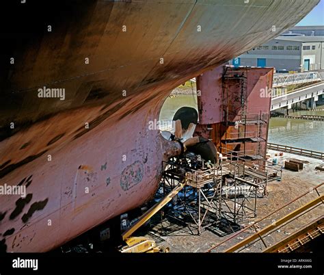 Oil Tanker Dry Dock At Gabrielle Gonzales Blog