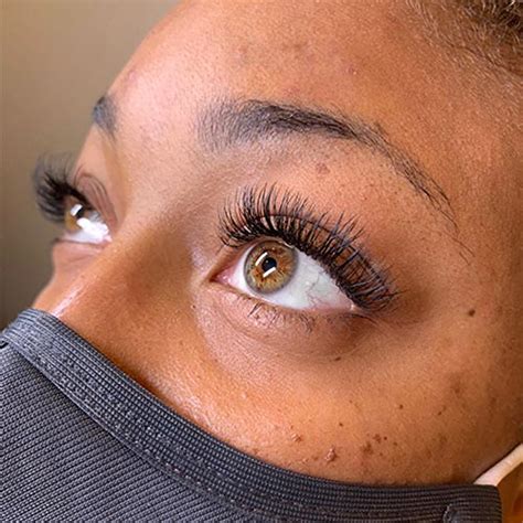 Benefits Of Eco Friendly Eyelash Extensions At ANNAZUR Organic