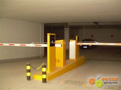 车牌识别停车场管理系统 北京道闸 停车场系统 车辆检测器