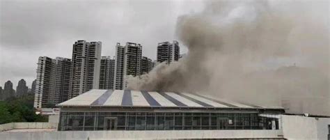 双一流大学，突发火情！珠海校区食堂