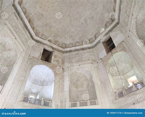 Bibi Ka Maqbara Is A Tomb Located In Aurangabadbibi Ka Maqbara Also