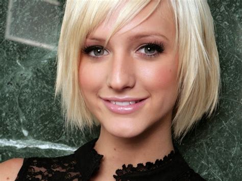 1600x1200 1600x1200 Ashlee Simpson Wallpaper Coolwallpapersme