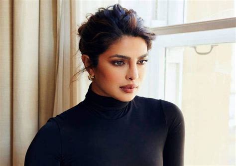 Priyanka Chopra Was Embarrassed When Aitraaz Character Overpowered Her