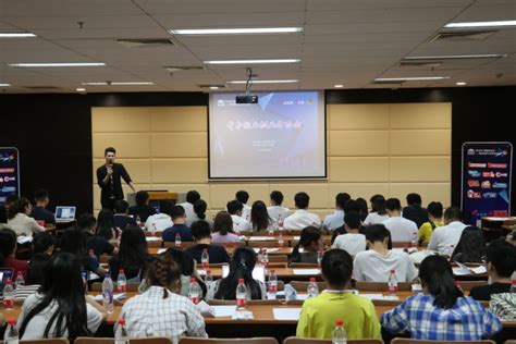 2019年“校园苏州日”·青年就业创业分享会精彩亮相南京大学 科宁多元醇 领先的合成生物学企业 多糖 多元糖醇 生物基材料生产企业