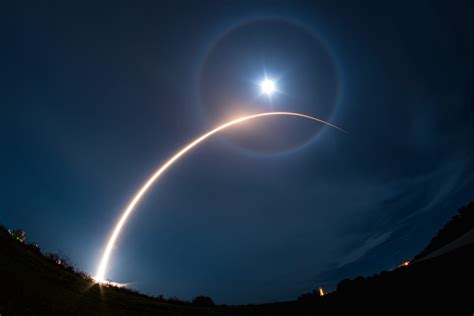 Spacex Realiza El Primer Lanzamiento De Satélites Starlink Del Año