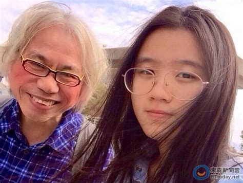 影／喜翔戀小36歲女友自我解嘲 侃侃談李坤城「爺孫戀」 Ettoday星光雲 Ettoday新聞雲