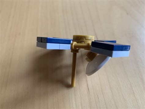 Lego Moc Mariner 5 Venus 170 By Jonhull Rebrickable Build With