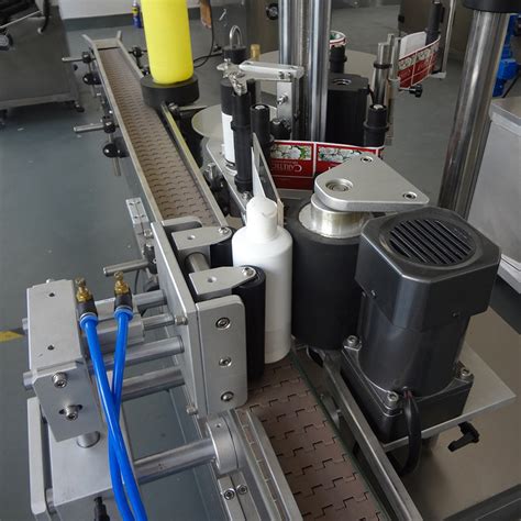 Vk Rpl Round Bottle Positioning Label Applicator Vkpak Labeling Machine