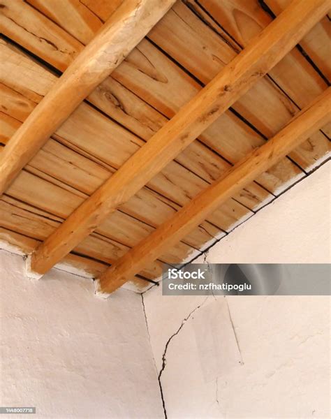 Techo Clásico De Casa Antigua Techo De Casa De Madera Techo De Casa