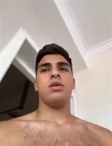Sexy Dude Show His Big Cock Thisvid Com