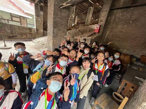 「同根同心」 香港初中及高小學生內地交流計劃歷史文化篇 佛山的嶺南文化高鐵線 柏立基教育學院校友會盧光輝紀念學校