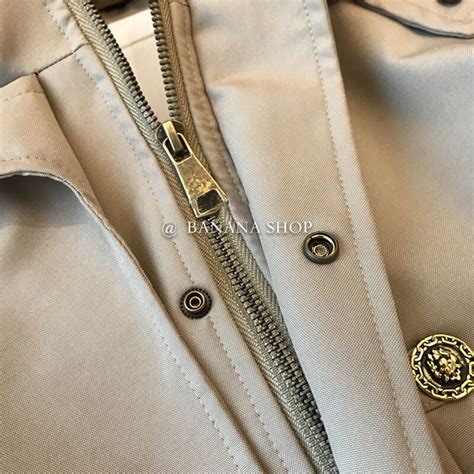 Badu Bg Нова есенна дамска къса ветровка с качулка едноредно дамско яке ветровка 2022 г Badu Bg