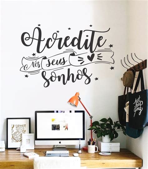 Adesivo Decorativo De Parede Frase Acredite Nos Seus Sonhos