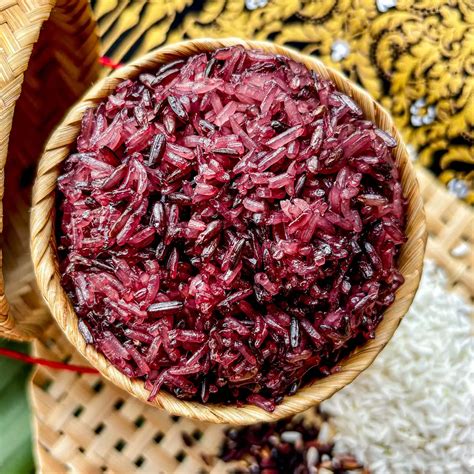 Thai Purple Sticky Rice Recipe 2 Ways Hungry In Thailand