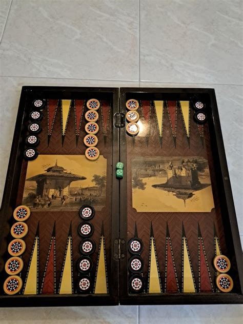 Beautiful Wooden Backgammon Board Hobbies And Toys Toys And Games On