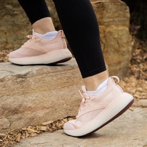6 Best Walking Shoes For Plantar Fasciitis Tested By Editors