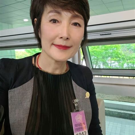 정신이 젊다는 것은 창의적인 생각이 봄날 새싹 돋듯이 무수하게 주 박금숙 닥종이 인형 연구소 Facebook