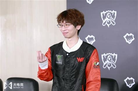 腿哥957：最期待跟fnatic交手大电竞