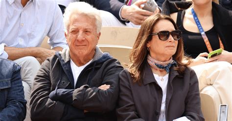 Dustin Hoffman Kept On A Short Leash By Wife Years After Sex Scandal