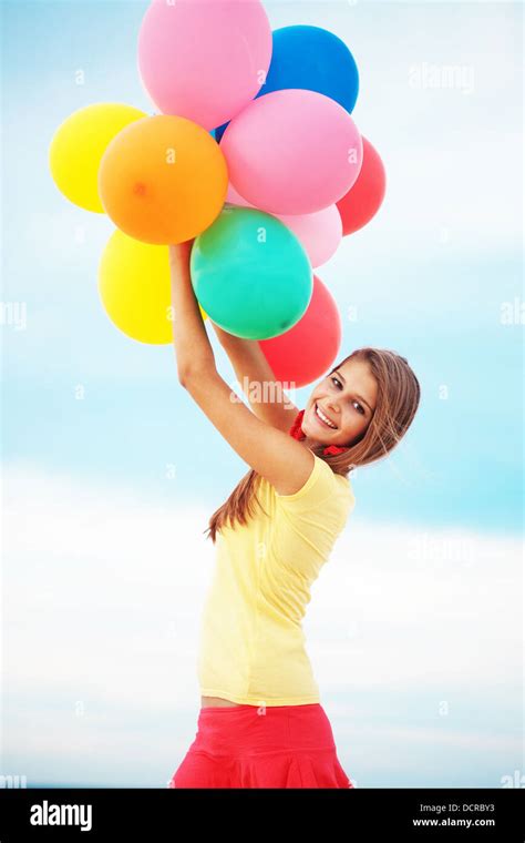 Luftballons Zum Geburtstag Fotos Und Bildmaterial In Hoher Auflösung