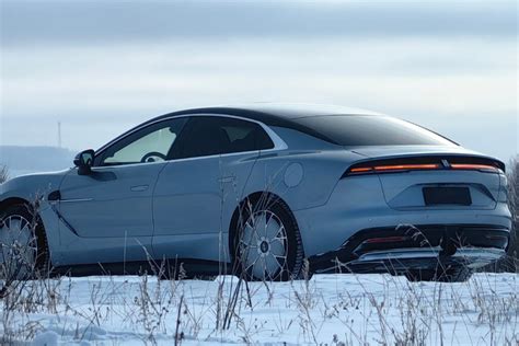 “대체 얼마나 좋길래…” 럭셔리 전기 세단 공개한 수입차 브랜드 그런데 가격이… 리포테라