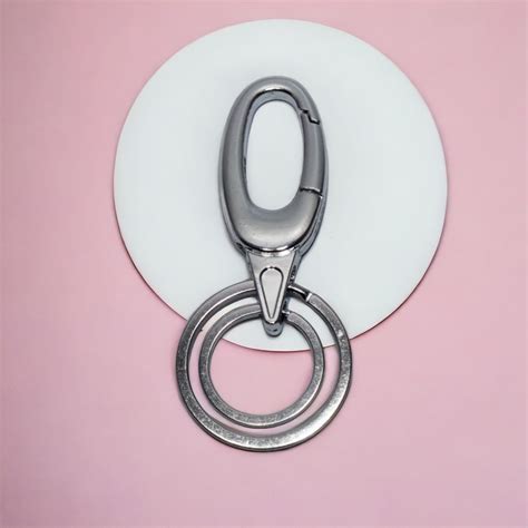 Metal Oval Round Hook Keychain