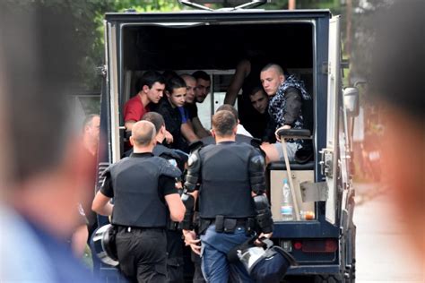 Нови сблъсъци в Орландовци жандармерия на всеки 10 метра снимки — Offnews