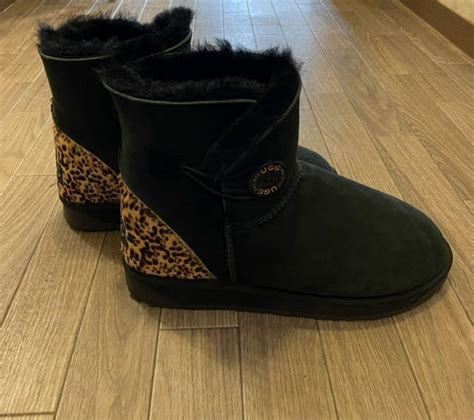 Ugg Pacifc Sheepskin ムートンブーツ ムートン ブラック メルカリ