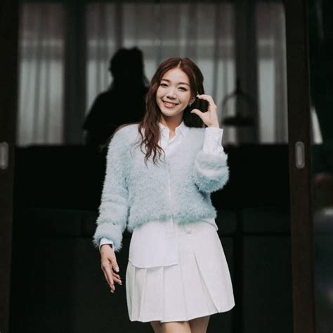 Shi En施恩 Shi En • Threads Say More