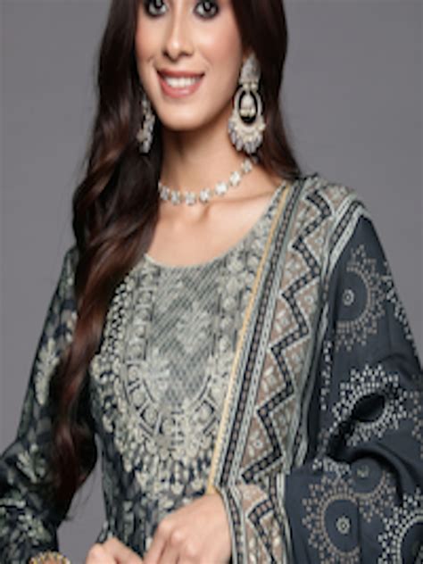 Buy Libas Women Ethnic Motifs Printed Pleated Thread Work Kurta With