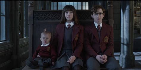Desventuras Em Série Assista Ao Trailer Da Segunda Temporada Loggado
