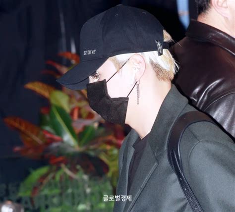 [get포토] 방탄소년단 Bts 슈가 차분하게 출국하는 윤기