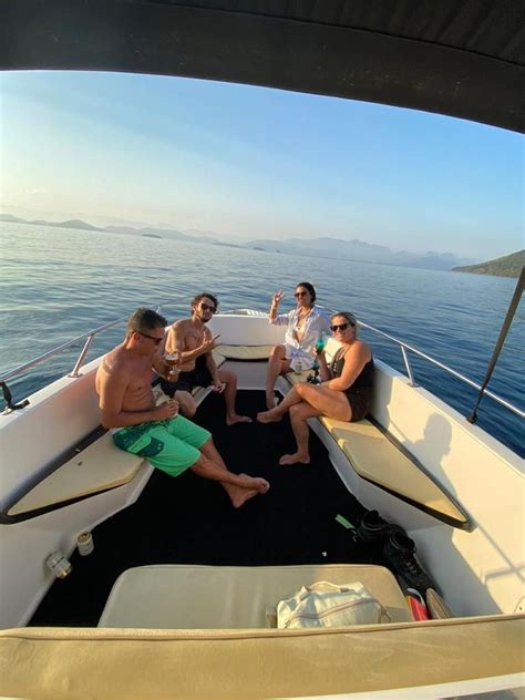 Passeio De Lancha No Rio De Janeiro S2rio