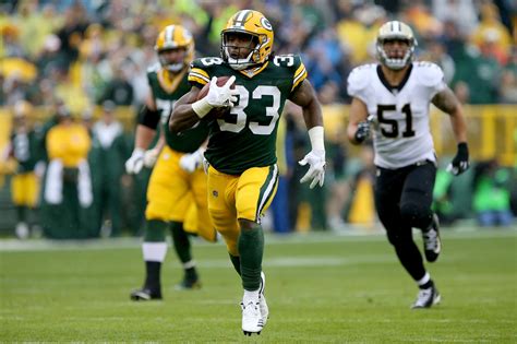 Packer Perspective Aaron Jones Is Key To Packers Offense Moving Forward