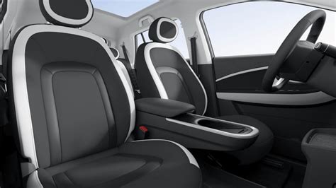 All New Electric Jac E30x Debuts In The Uae Priced From Aed 90 000