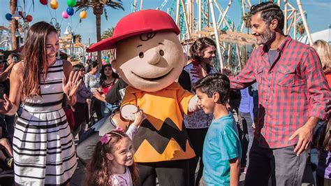 Knotts Berry Farm Announces Pass Perks Challenge