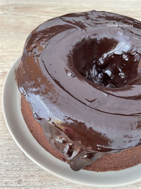 Receita de Bolo de Chocolate Fofinho Delicioso e Fácil de Fazer