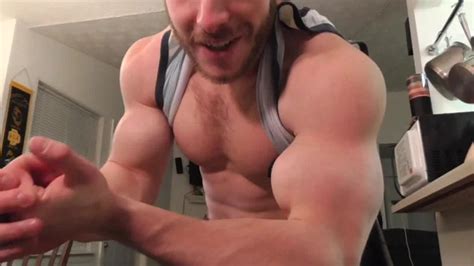 Cocky Muscle Men Poppers Intox Cocky Muscle Men Poppers Intox